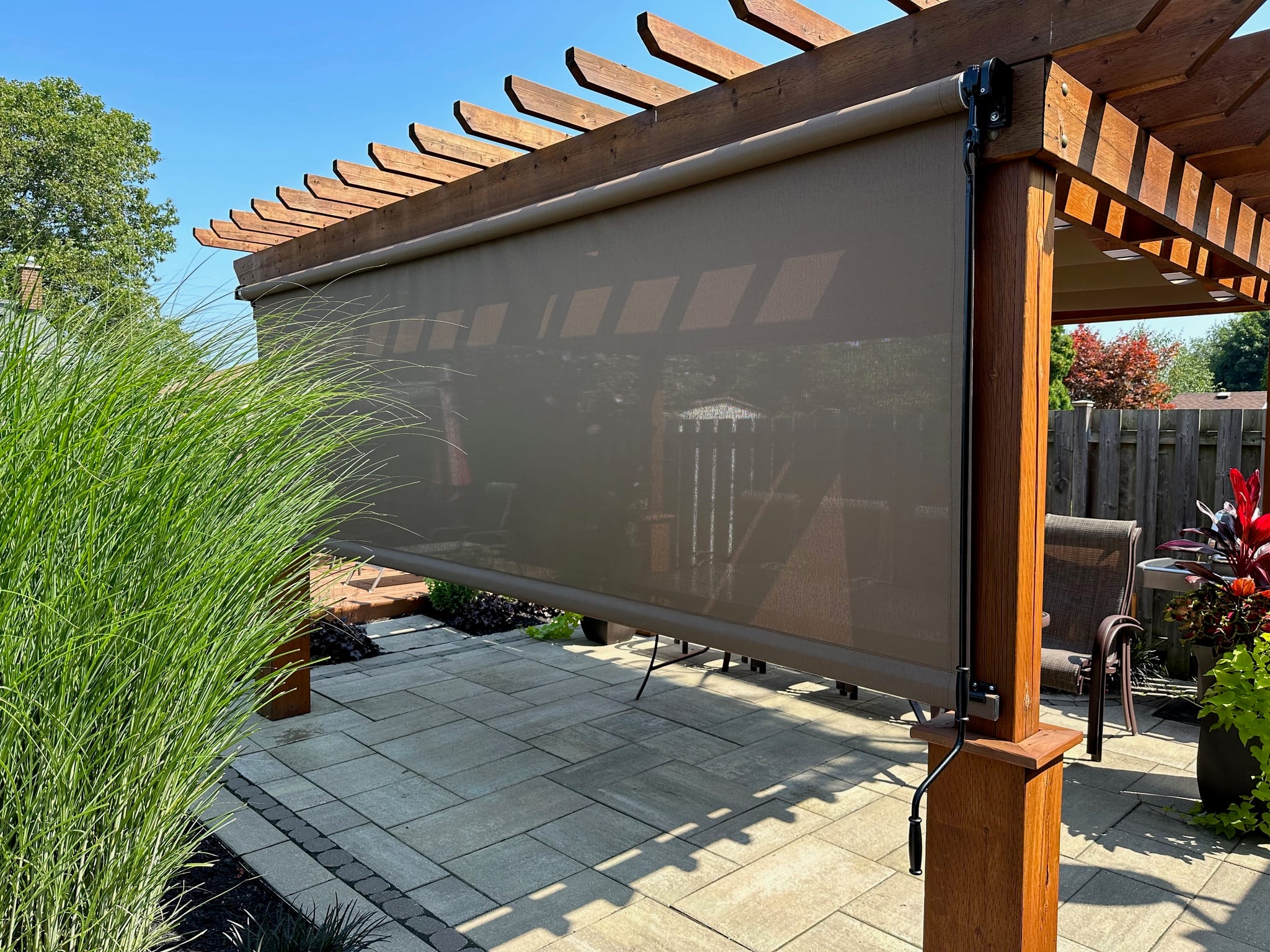 Verso Roll Curtains | Horizontal Shade | Alexander Awnings